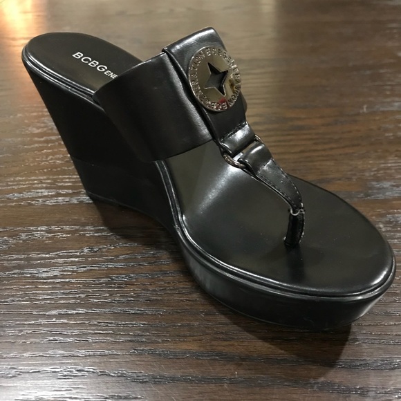 BCBGeneration | Shoes | Bcbgeneration Sandals Black W Silver ...
